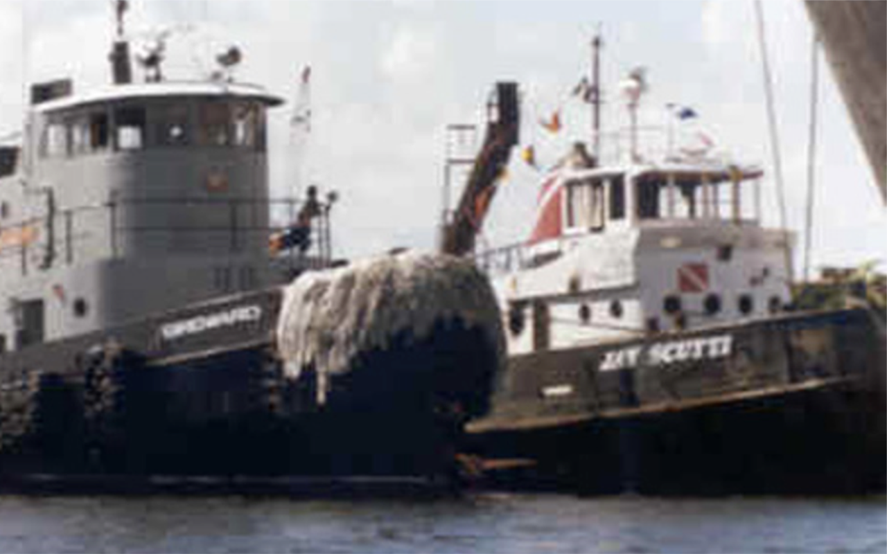 Explore the Jay Scutti Wreck: A Diver's Paradise